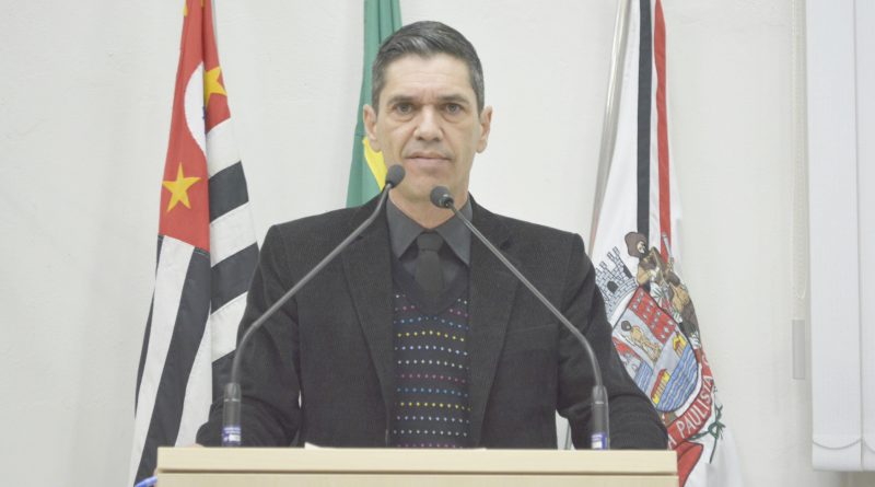 Guto Issa comemora verba do DADE para a construção da pista de skate ...